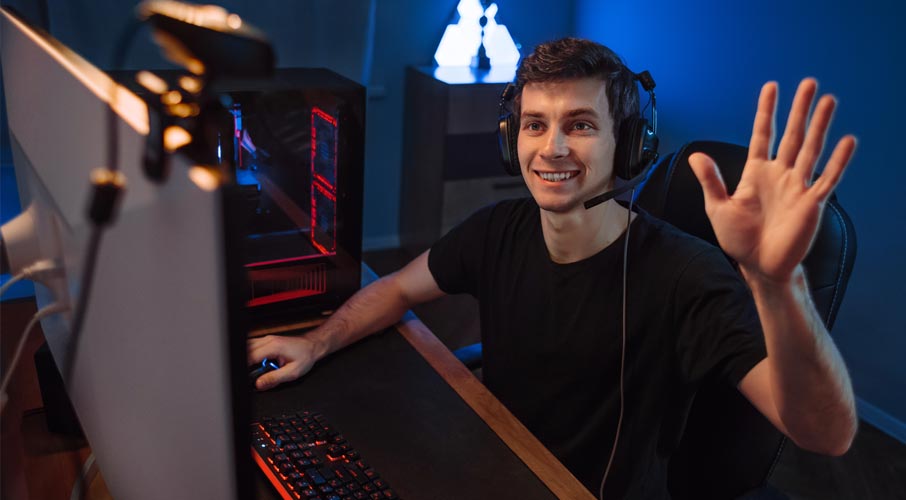 Streaming Streaming